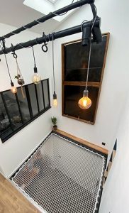 Hammock floor and suspended net : the loft net